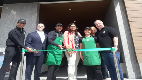 Starbucks District Manager Guide - starbmag