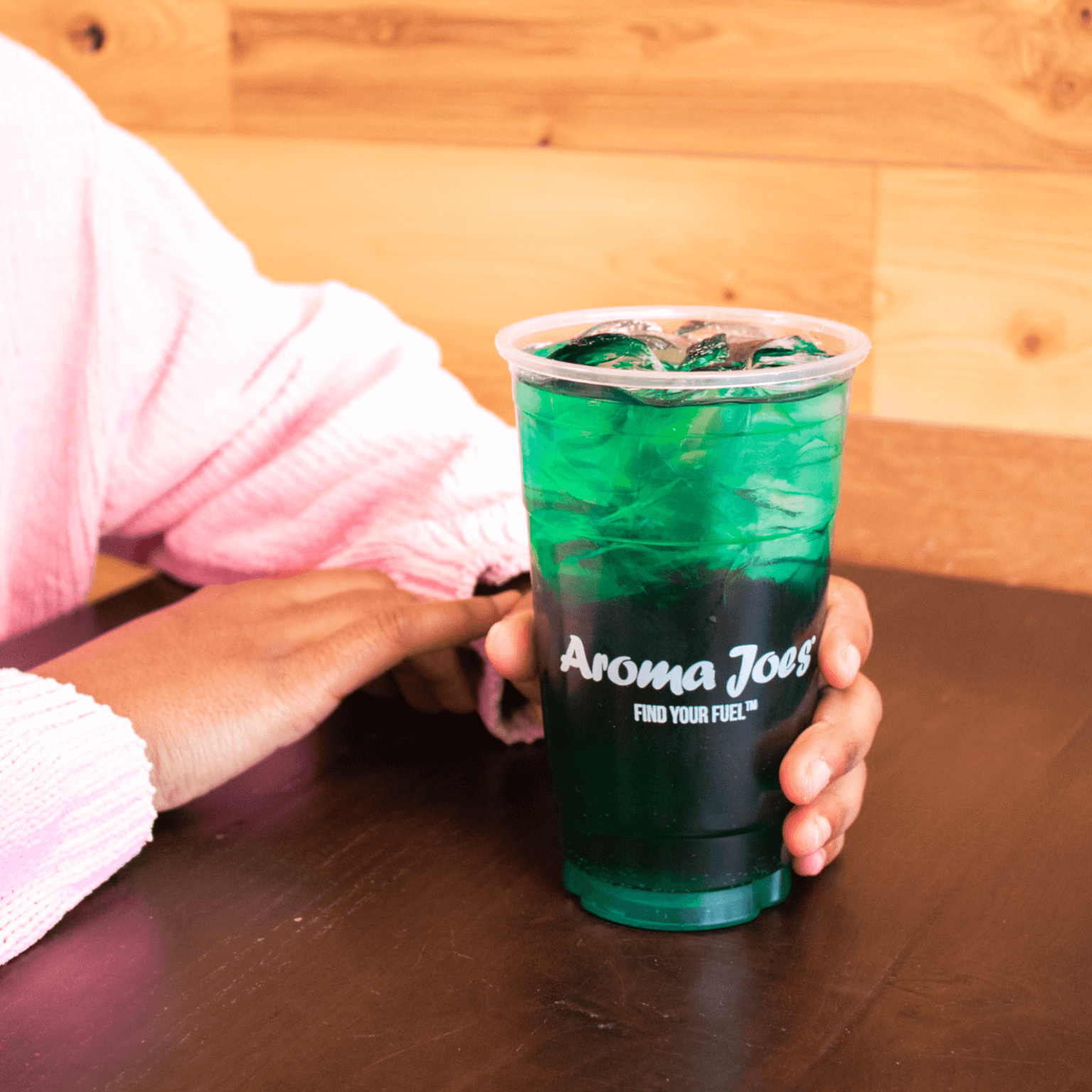Aroma Joe's Shimmer Drink - starbmag