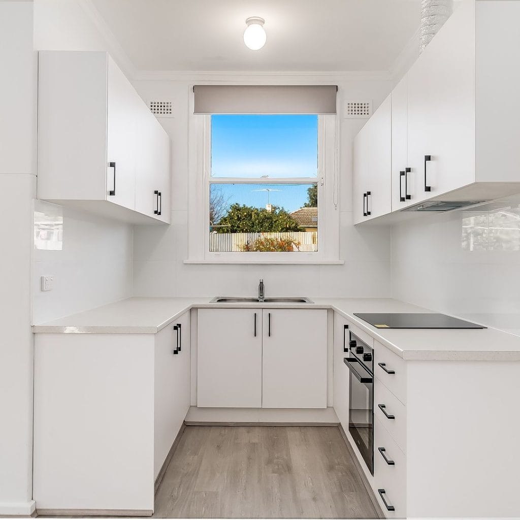 18 Kitchen Ideas For Narrow Kitchens That You Will Love - starbmag