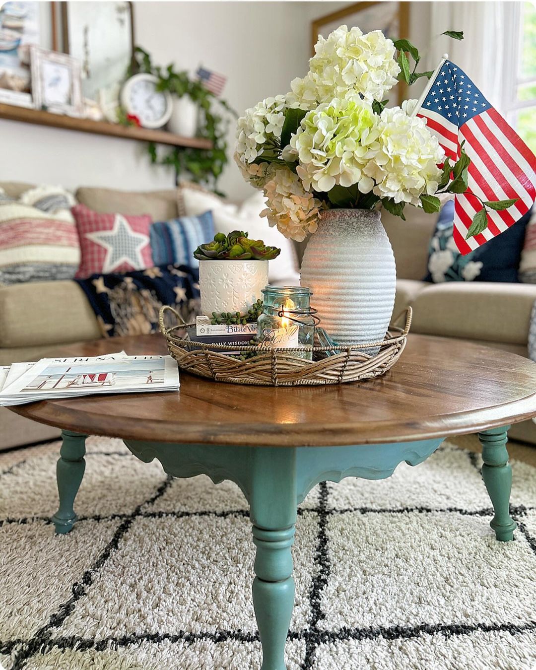 20 Small Table Centerpiece Ideas That Make A Bold Statement To Your ...