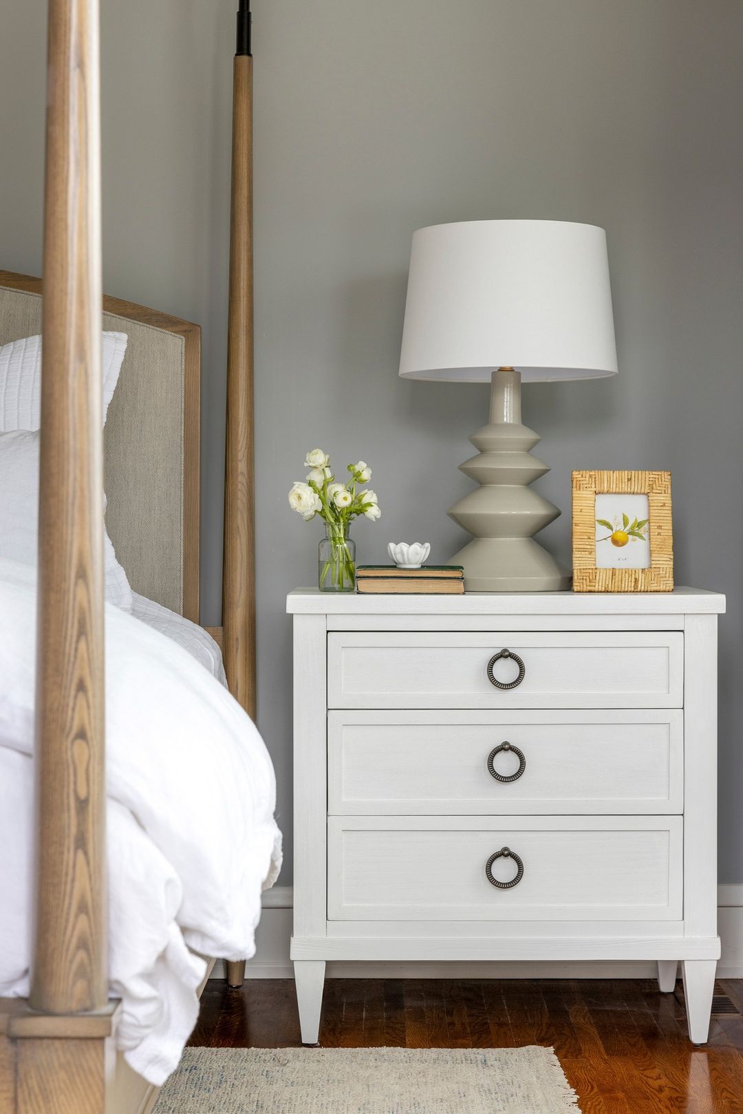 20 Small Bedside Table Ideas To Maximize Storage And Maintain A Tidy ...