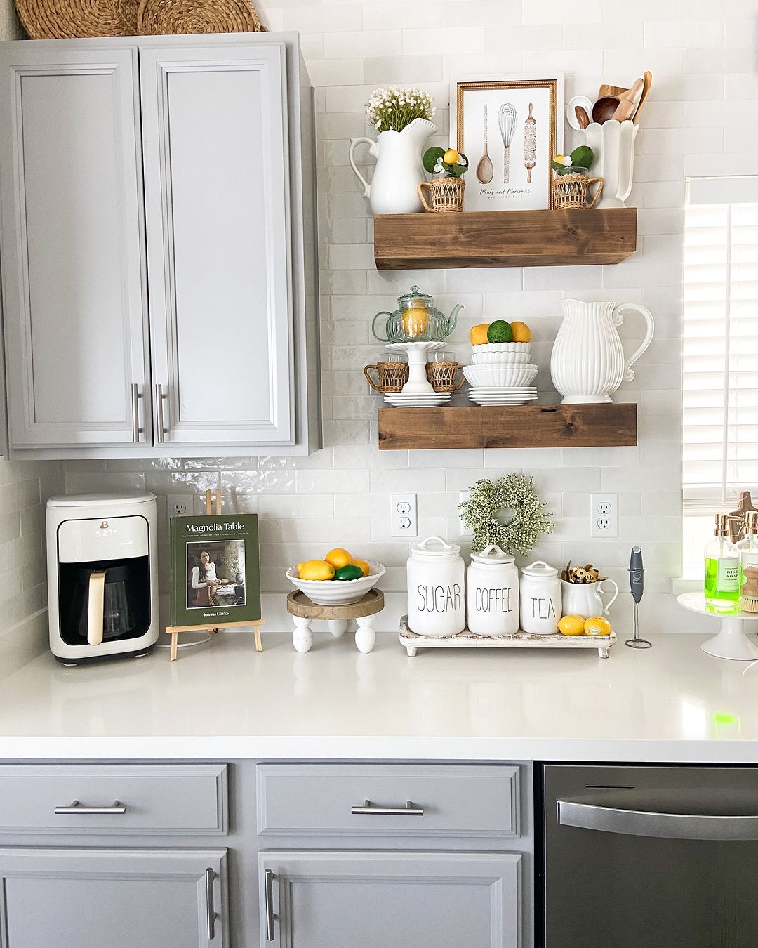 20 Small Kitchen Shelf Ideas That Add an Aesthetic Touch to Your ...